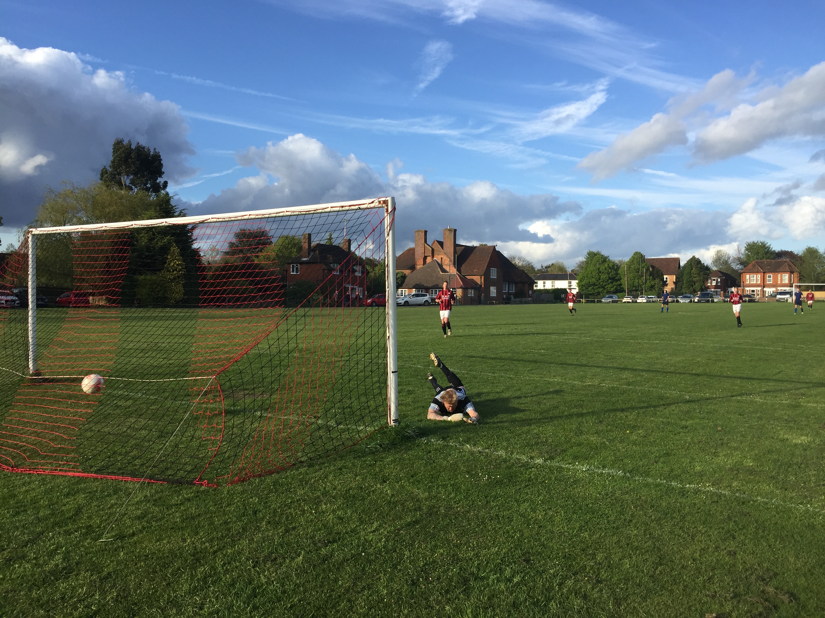 Worplesdon Phoenix v University of Surrey | Hopping across The Pond