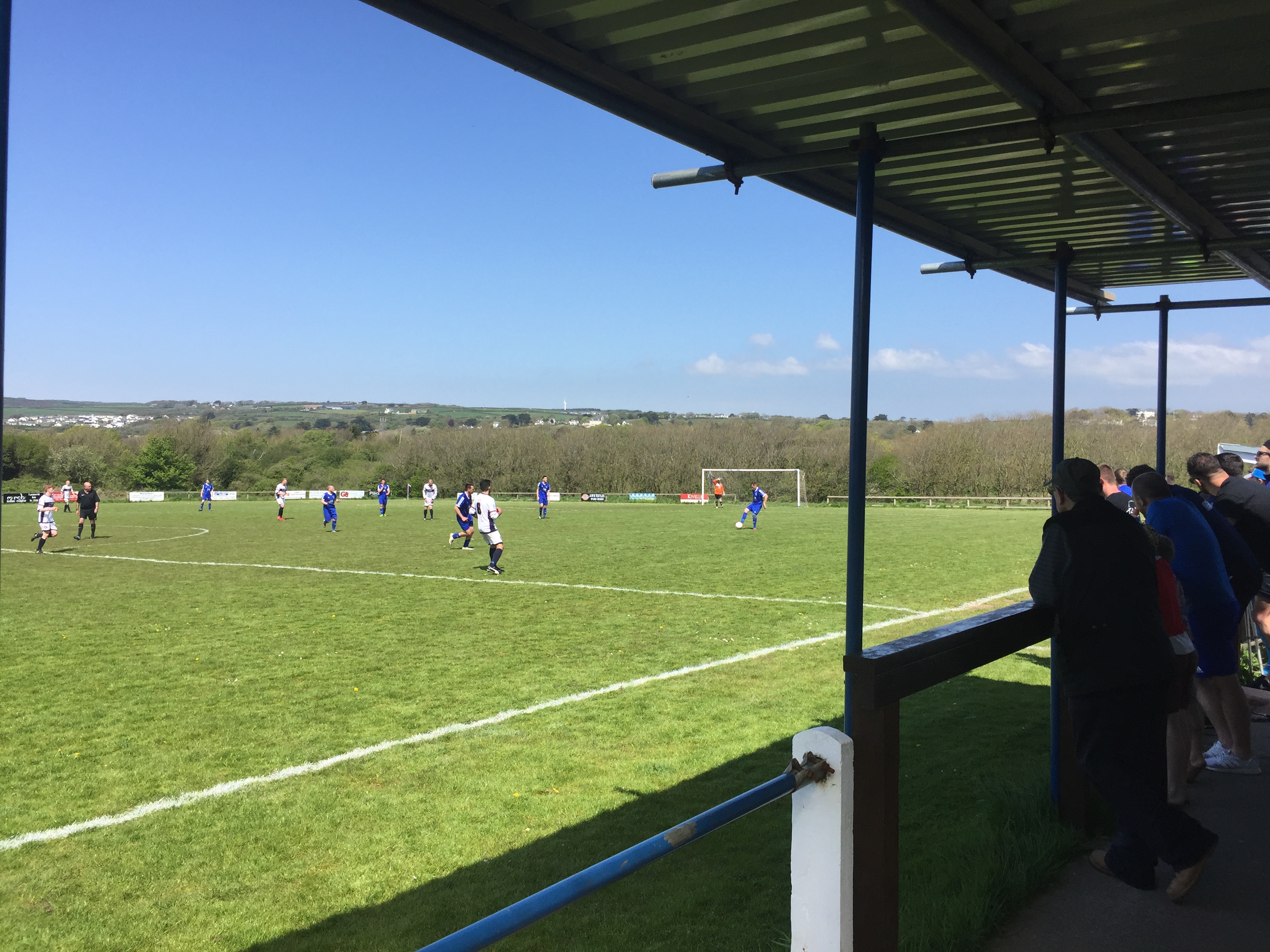Bude Town v Wendron United | Hopping across The Pond