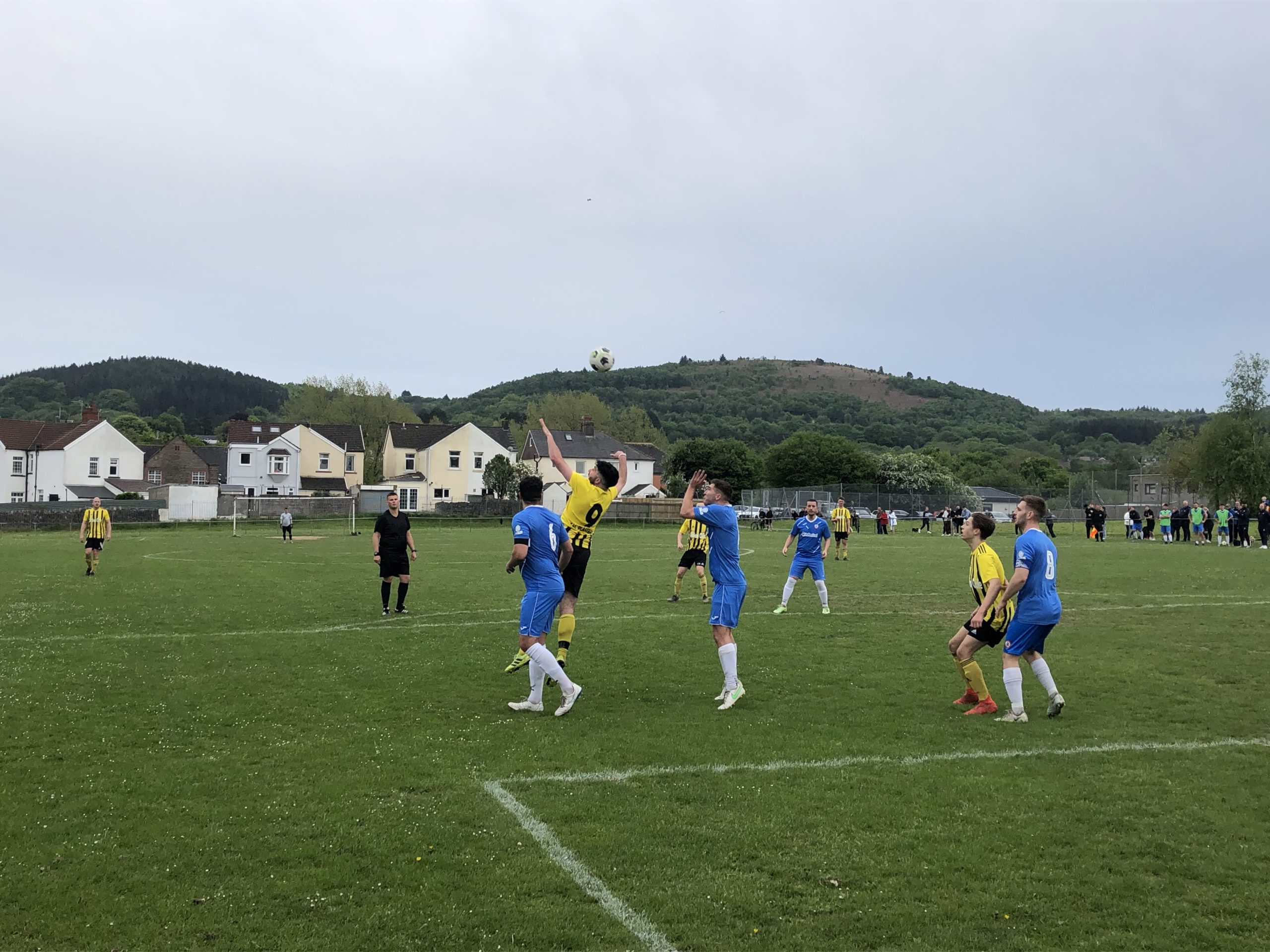 Cwrt Rawlin v Cilfynydd | Hopping across The Pond